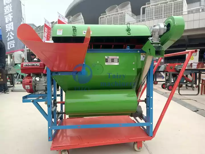 Good Price Multifunctional Threshing Machine Popular Around The World