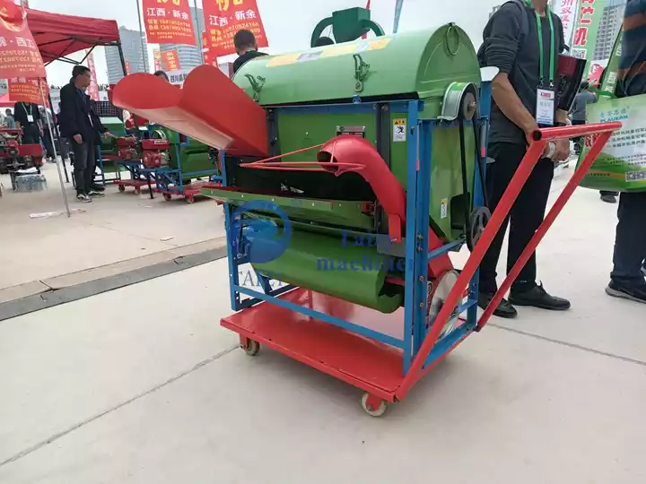 Good Price Multifunctional Threshing Machine Popular Around The World
