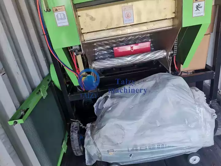 Affordable Silage Bale Wrapping Machine For Kenya Exhibition