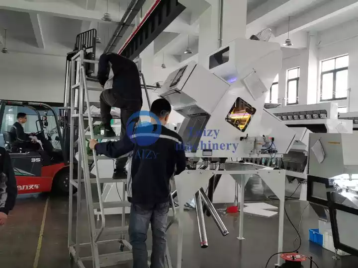 Customized 30-Ton Combination Rice Mill Sent To Senegal